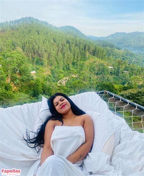 Sri Lanka Aka Sri Lankan Girls Aka Hashiniguruge Aka Poojaniperera