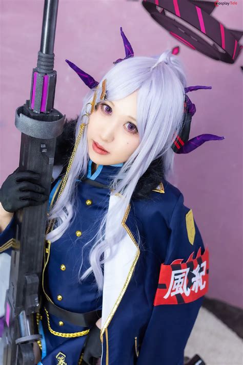 Unknown Cosplayer Cosplay Sorasaki Hina Blue Archive Photos