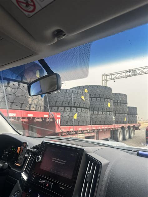 Algaa Замын үүдийн замд явдаг жолооч та өөрийн аминаасаа уйдаа юу эсвэл хүний амь сонин биш юм