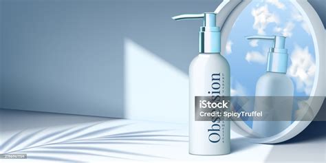 화장품 광고 파스텔 연단 표면에 3d 미용 제품 거울 배경입니다 고급 로션 디스플레이 하늘 구름 반사 라이트 플랫폼과 그림자 벡터 광고 추상 배너 3차원 형태에 대한 스톡
