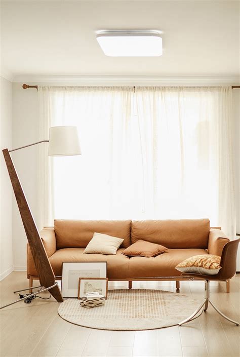 마나라 플로어 스탠드 램프 바이소