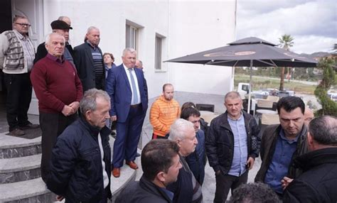 Strehimi Tek Llixhat E Elbasanit Basha I Prekur Nga Bujaria E