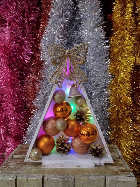 Коледни елхи Крокодил бг