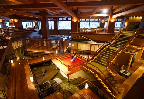 福島住宿推薦 大川莊溫泉旅店 還原鬼滅無限城超場景 最夯大內宿周邊住宿 擁抱雪景的蘆之牧溫泉一泊二食 美食好芃友芃芃