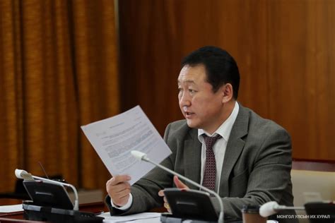 ТББХ Улс төрийн намын тухай хуулийн шинэчилсэн найруулгын төслийн эцсийн хэлэлцүүлгийг хийлээ