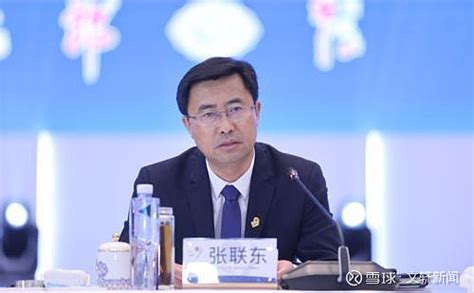洋河董事长张联东：今年将集中资源重点运作千元价格带高端酒 5月18日， 洋河股份 举行2022年度业绩网上说明会。洋河股份董事长张联东在会上
