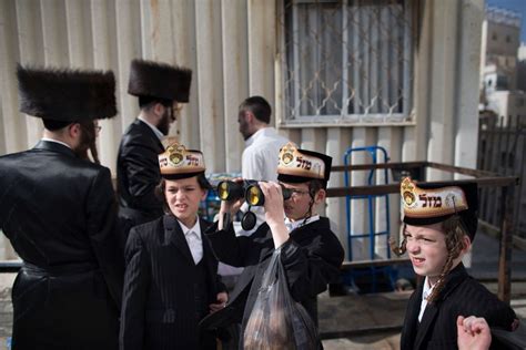 Intensive Course In Contemporary Yiddish And Hasidic Culture The Forward