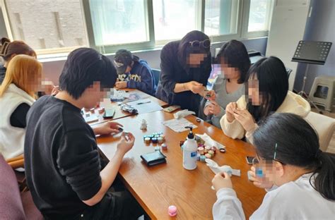 뷰티네일기본 손 케어와 그라데이션 네일아트 엘에스크앨범 함께 꿈꾸며 성장하는 배움터