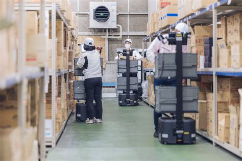 How Ai Driven Rapyuta Pa Amrs Improve Distribution Center Workflows