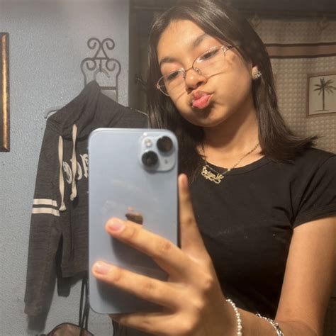 Stream Famosa Mayra Music Listen To Songs Albums Playlists For Free On Soundcloud