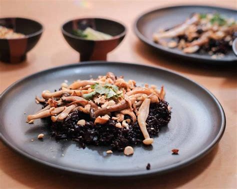 Black Rice Risotto With Shimeji Mushrooms The Healthy Consultant