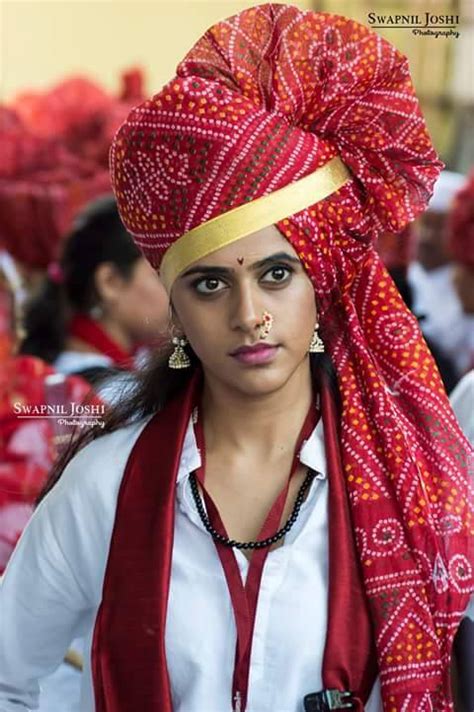 महाराष्ट्राची Hot मुलं आणि Sexy मुली With वांड Photos
