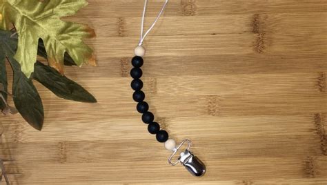 Black Pacifier Clip Arrow Necklace Necklace Jewelry