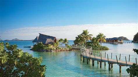 Tropical Fiji Water Wallpaper