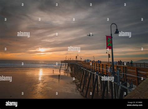 Pismo Beach California Usa January 1 2021 Sunset On The Beach And