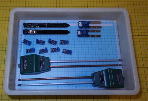 Capacitance Capacitive Moisture Sensor Not Quite Working Electrical
