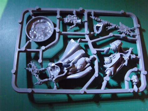 Limited Edition Warhammer Models Warhammer 40k Army Box Models Interrogator Chaplain Seraphicus