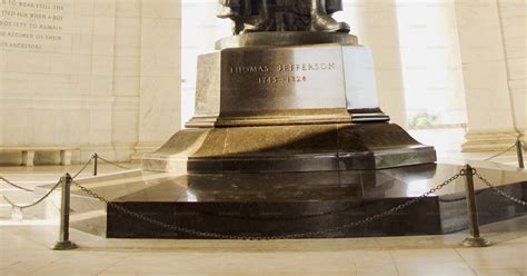 링컨 기념관에 있는 에이브러햄 링컨 동상 사진 Unsplash의 예술 이미지