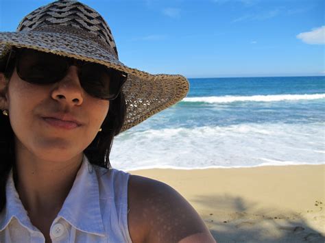 About Alba Egui Medium