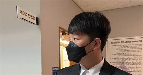 미성년자 사진받아 성착취물 제작 서준원 전 롯데 투수 징역 6년 구형