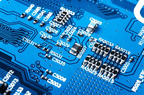 마이크로 칩 저항 및 전자 부품 Circuitboard의 매크로 샷 컴퓨터 하드웨어 기술입니다 통합된 통신 프로세서입니다 정보 공학입니다 반도체입니다 Pcb입니다 근접 촬영