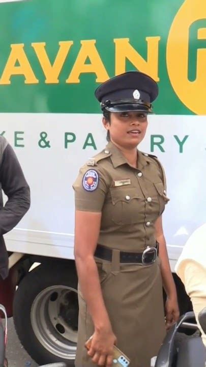 ගින්නට මැදි වූ කොලොන්නාවේ ජනතාවට පිහිට වූ🤣 වැල්ලම්පිටියේ පොලිසිය😍 Youtube