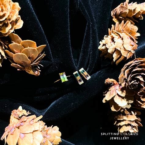 Splitting Colours Jewellery