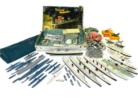 Triang Minic Large Group Of Ships Tugs And Docks Barnebys