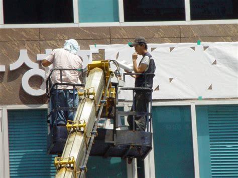 사인웹시스 크레인 작업현장 Led간판 시공 작업