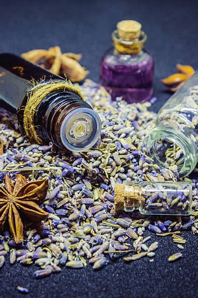 Diffuser Aromaterapi Foto Foto Foto Stok Potret And Gambar Bebas Royalti