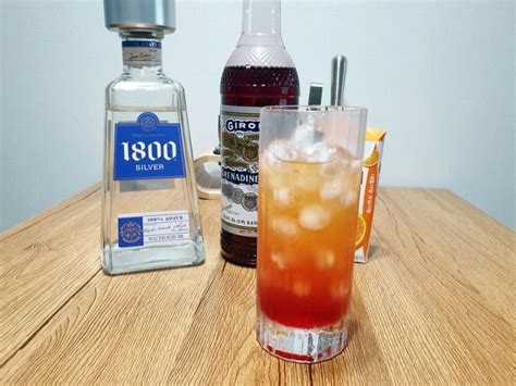 홈텐딩 칵테일 만들기 데킬라 베이스 칵테일 시리즈 데킬라 선라이즈 엘 디아블로 선 번 마타도르 팔로마 마가리타 레시피