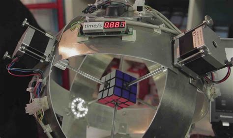This Arduino Powered Robot Just Solved A Rubiks Cube In Less Than 1 Second Fossbytes