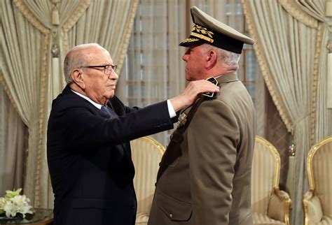 Le Colonel Major Habib Dhif Promu Général De Brigade