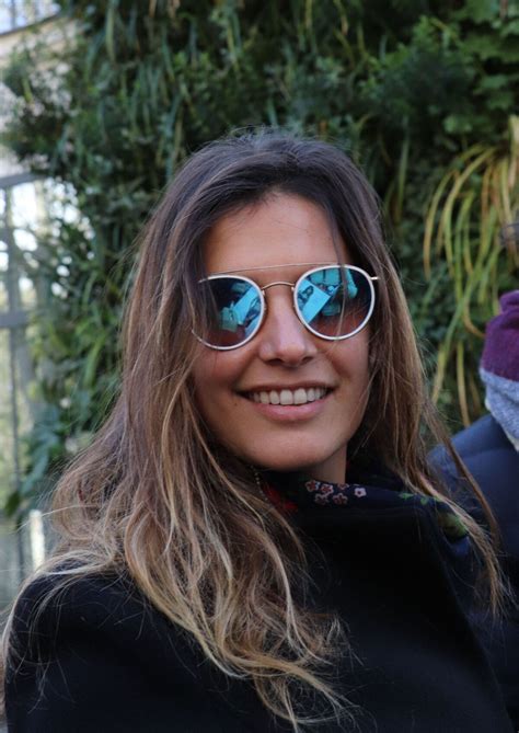 Photo Laëtitia Milot Arrivées Des People à Lenregistrement De L