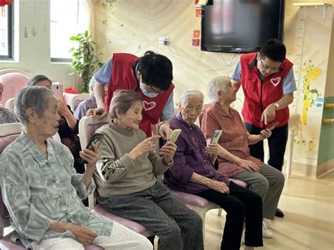 “智慧助老”！他们帮助老年人跨越数字鸿沟