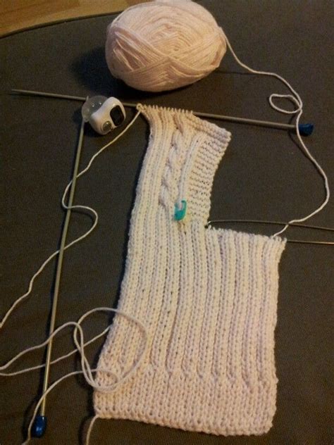 Lite Rosa With Cabel Nitting