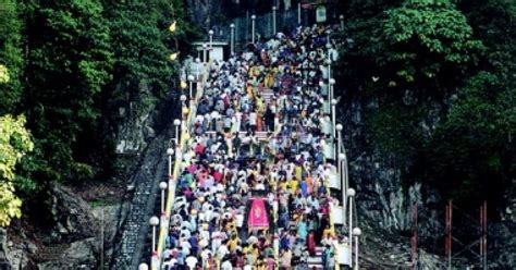 말레이시아 힌두교 축제 타이푸삼