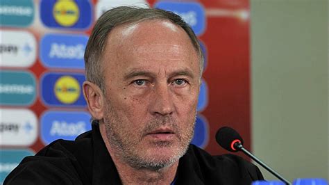 ՈՒՂԻՂ Կիպրոսի հետ խաղից առաջ Ալեքսանդր Պետրակովի և Վահան Բիչախչյանի մամուլի ասուլիսը Youtube