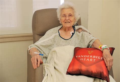 Vhvi Reaches Milestone In Heart Valve Procedures Vumc News