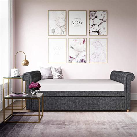 51 Daybeds That Bring Style To Multipurpose Design