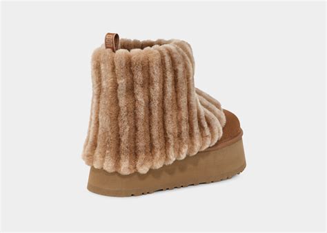 Classic Mini Sherpa Corduroy Boot Ugg®