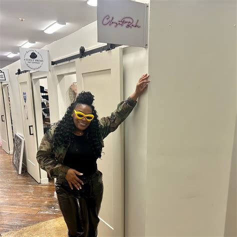 Spotlight Series Shavon Lewis 19320 Go