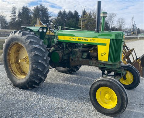 1958 John Deere 720 Wide Front Diesel Tractor Electric Start 3738 Hours Metzger Property