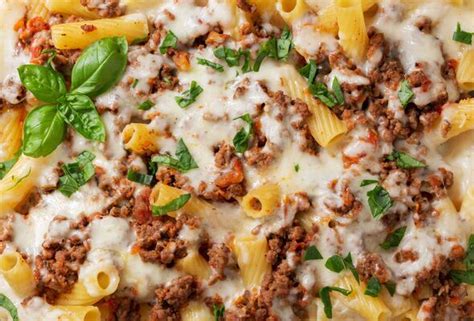Mary Berrys ‘wonderful Bolognese Pasta Bake Recipe Uk
