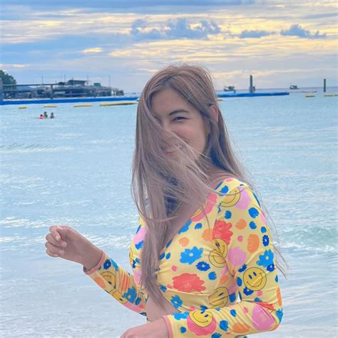 Fa Thailand รายชื่อนักฟุตบอลทีมชาติไทยจำนวน 25 คน สำหรับเข้าแคมป์เก็บตัว ก่อนพบ อิรัก และ