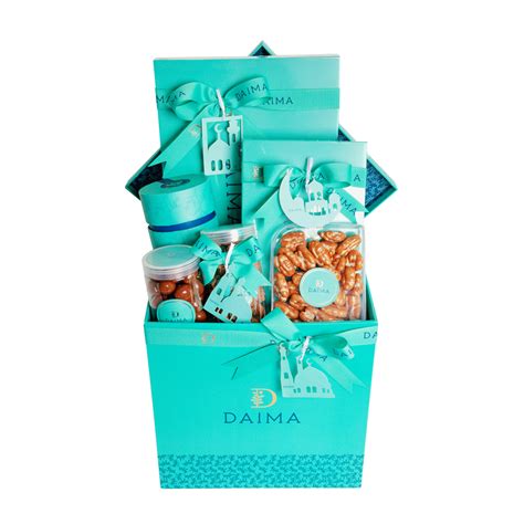 Daima Daima Ramadan Special Gift Box Medium Gourmet Sweets Emirati Coffee