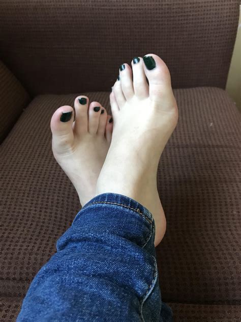 Tiny Feet R Feetpics