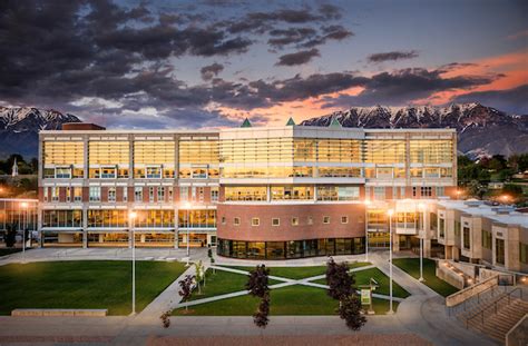 Alumni Utah Valley University