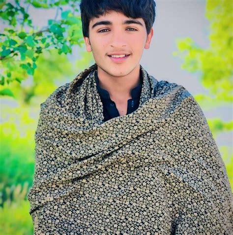 ملک حسن والی بال کلب فخر بکھر