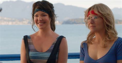 Are Firefly Lane Stars Katherine Heigl And Sarah Chalke Friends In Real Life